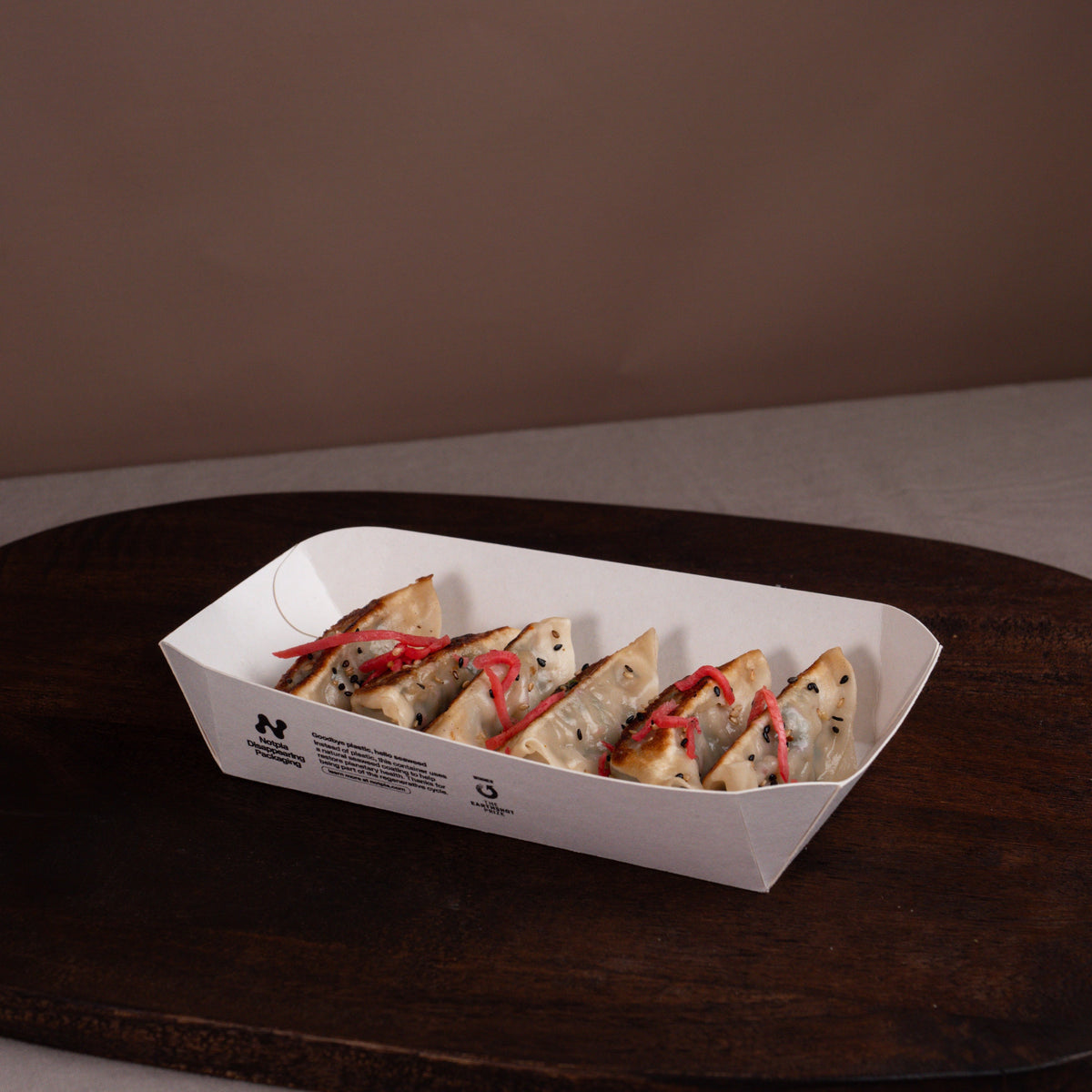 Notpla Curved Tray [10x6”] – Notpla Packaging