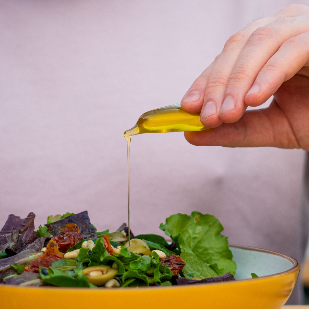 Notpla Pipettes - Revolutionising the way oil is packaged – Notpla ...